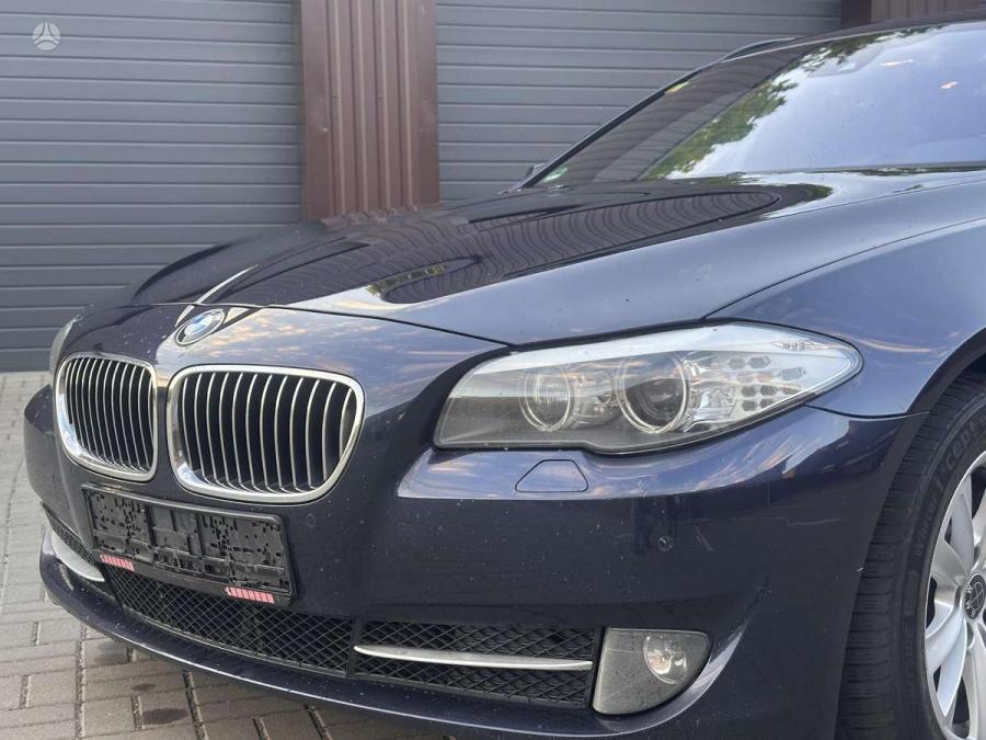 Zils BMW 530 2010 Kaišiadorys, ar dzinēja tilpumu 2.99 L un nobraukumu 348 tūkst. km par 6500 €, foto 6 vietnē AUTOMOTO.COM.LV