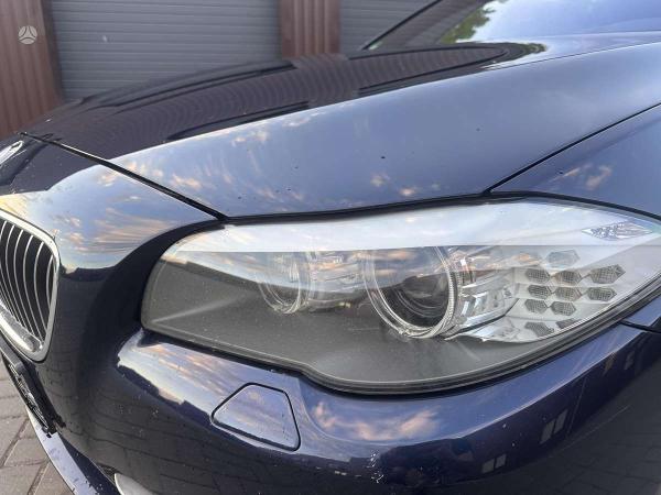 Blue BMW 530 2010 in Kaisiadorys, with an engine capacity of 2.99 L and mileage of 348 thousand km for 6500 €, photo 7 on AUTOMOTO.COM.LV