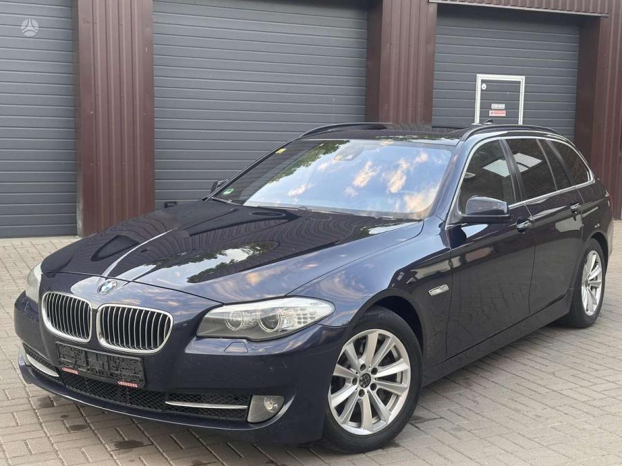 Zils BMW 530 2010 Kaišiadorys, ar dzinēja tilpumu 2.99 L un nobraukumu 348 tūkst. km par 6500 €, foto 10 vietnē AUTOMOTO.COM.LV