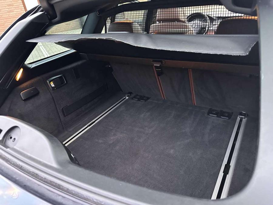 Zils BMW 530 2010 Kaišiadorys, ar dzinēja tilpumu 2.99 L un nobraukumu 348 tūkst. km par 6500 €, foto 24 vietnē AUTOMOTO.COM.LV