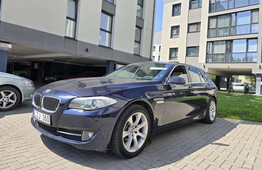 Синий БМВ 530 2010 в Каунас, объемом двигателя 2.99 л и пробегом 375 тыс. км за 5950 €, фото 1 на AUTOMOTO.COM.LV