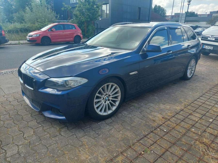 Zils BMW 530 2010 Marijampole, ar dzinēja tilpumu 0.00 L un nobraukumu 400 tūkst. km par 7700 €, foto 5 vietnē AUTOMOTO.COM.LV