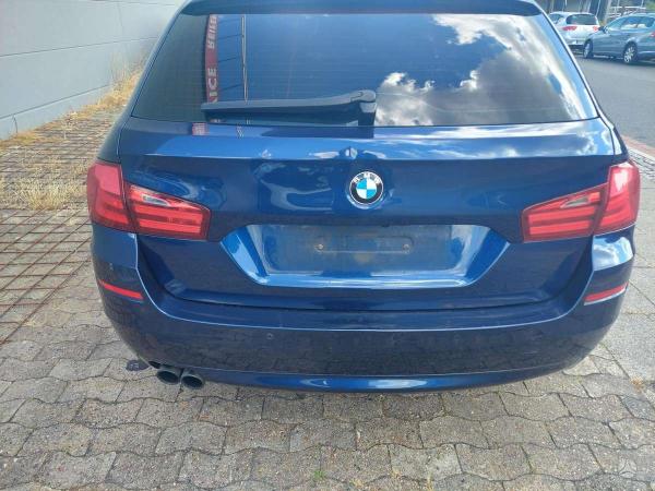 Zils BMW 530 2010 Marijampole, ar dzinēja tilpumu 0.00 L un nobraukumu 400 tūkst. km par 7700 €, foto 5 vietnē AUTOMOTO.COM.LV