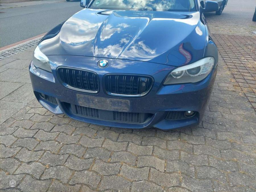 Zils BMW 530 2010 Marijampole, ar dzinēja tilpumu 0.00 L un nobraukumu 400 tūkst. km par 7700 €, foto 11 vietnē AUTOMOTO.COM.LV