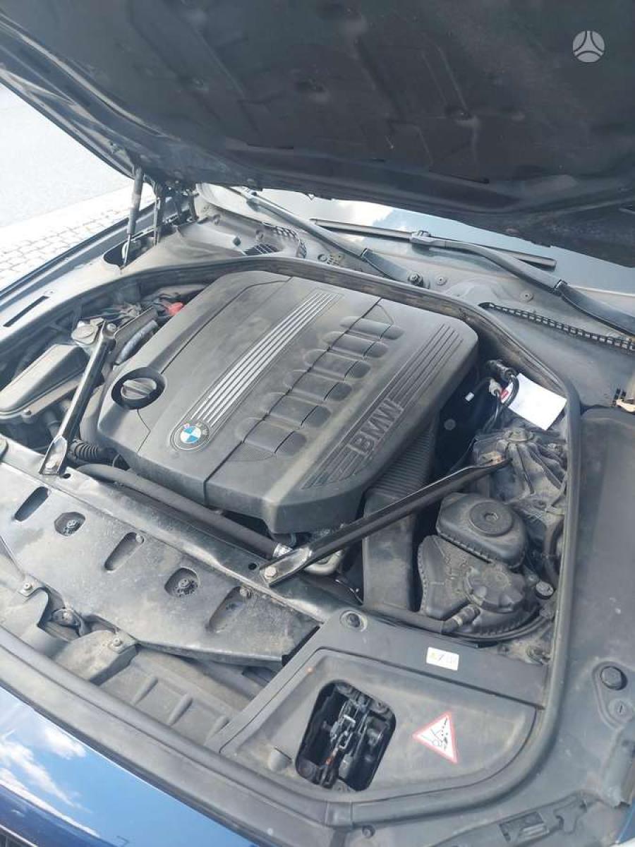 Zils BMW 530 2010 Marijampole, ar dzinēja tilpumu 0.00 L un nobraukumu 400 tūkst. km par 7700 €, foto 12 vietnē AUTOMOTO.COM.LV