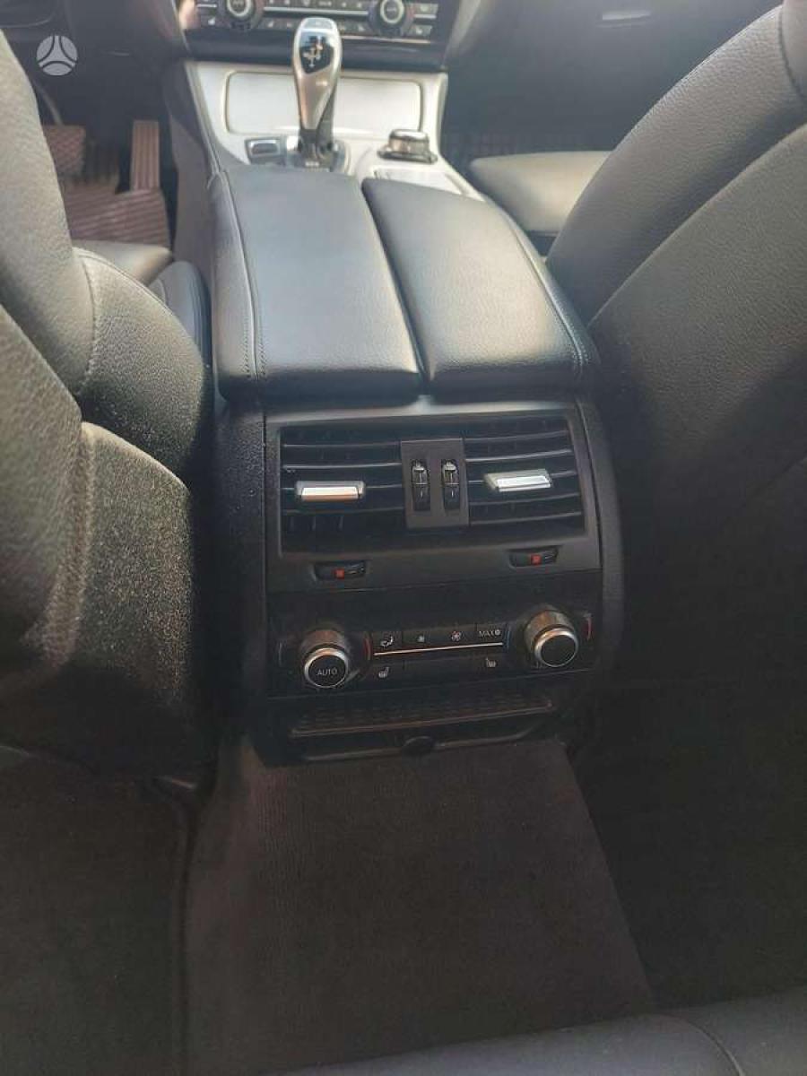 Zils BMW 530 2010 Marijampole, ar dzinēja tilpumu 0.00 L un nobraukumu 400 tūkst. km par 7700 €, foto 14 vietnē AUTOMOTO.COM.LV
