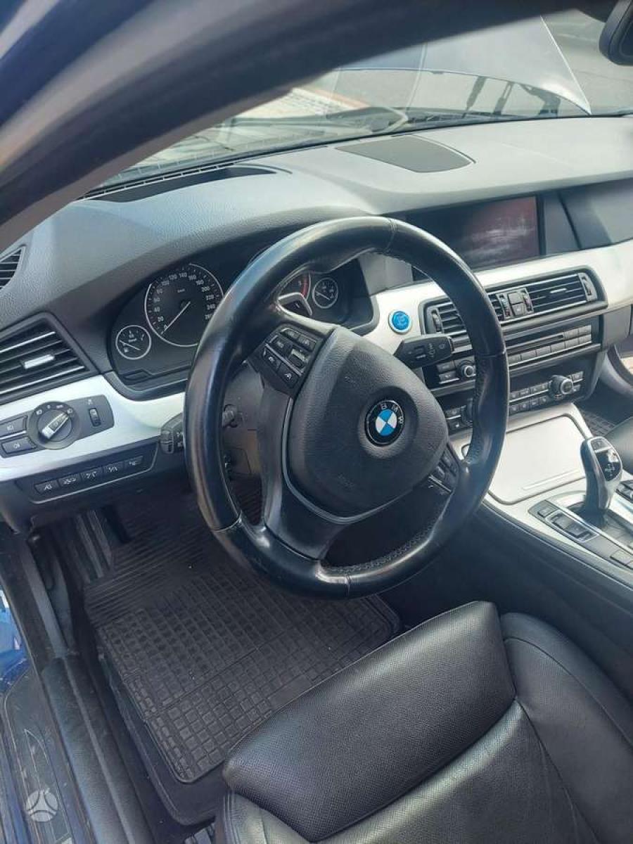 Zils BMW 530 2010 Marijampole, ar dzinēja tilpumu 0.00 L un nobraukumu 400 tūkst. km par 7700 €, foto 20 vietnē AUTOMOTO.COM.LV