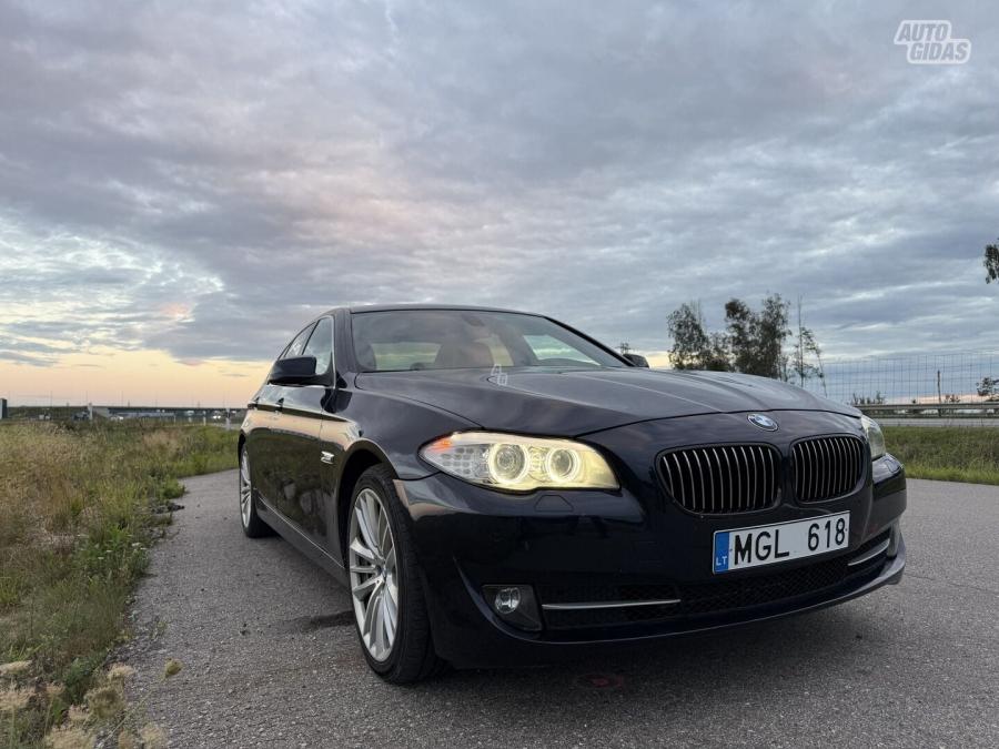 Zils BMW 530 2010 Kauņa, ar dzinēja tilpumu 3.00 L un nobraukumu 343 tūkst. km par 8450 €, foto 4 vietnē AUTOMOTO.COM.LV