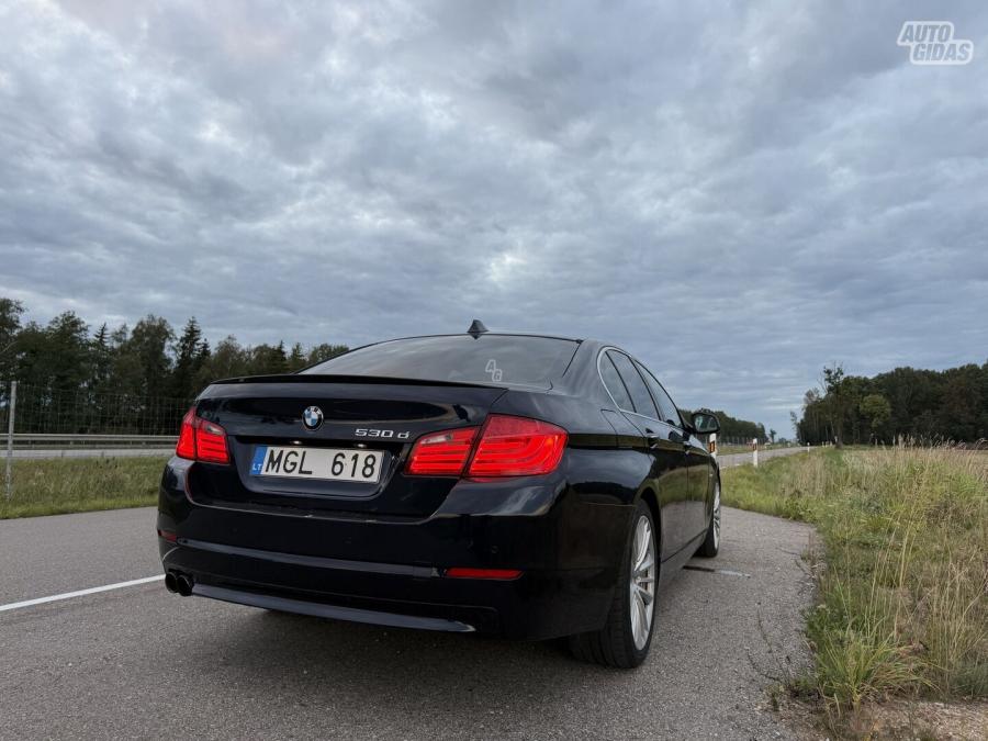 Zils BMW 530 2010 Kauņa, ar dzinēja tilpumu 3.00 L un nobraukumu 343 tūkst. km par 8450 €, foto 6 vietnē AUTOMOTO.COM.LV