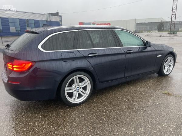 Blue BMW 530 2011 in Kaunas, with an engine capacity of 3.00 L and mileage of 301 thousand km for 8450 €, photo 2 on AUTOMOTO.COM.LV