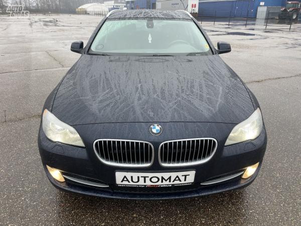 Blue BMW 530 2011 in Kaunas, with an engine capacity of 3.00 L and mileage of 301 thousand km for 8450 €, photo 5 on AUTOMOTO.COM.LV