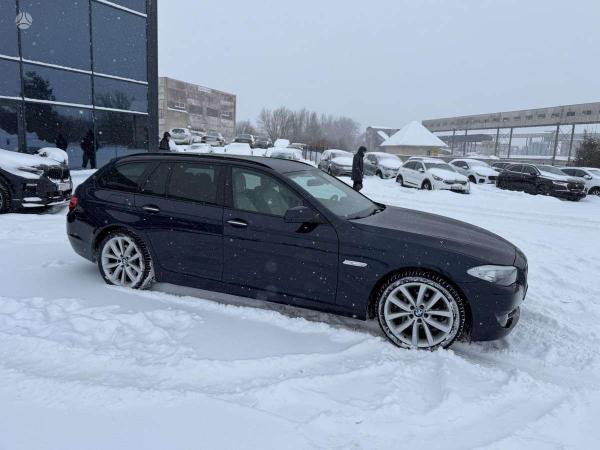 Zils BMW 530 2011 Telšiai, ar dzinēja tilpumu 2.99 L un nobraukumu 246 tūkst. km par 7499 €, foto 9 vietnē AUTOMOTO.COM.LV
