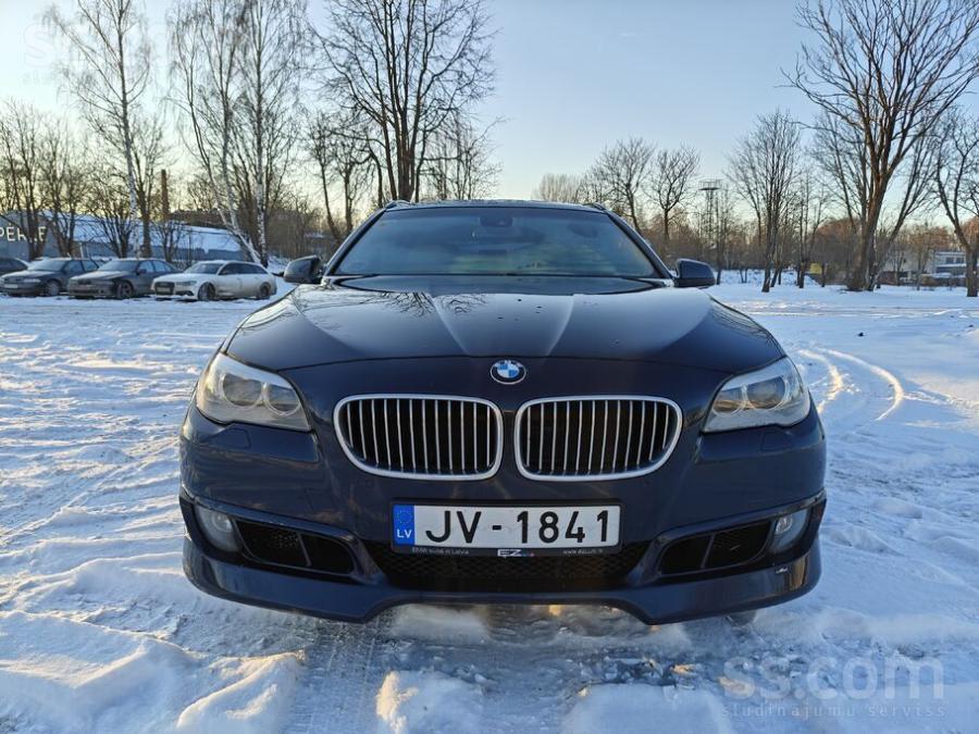 Blue BMW 530 2011 in Riga, with an engine capacity of 3.00 L and mileage of 264 thousand km for 8500 €, photo 5 on AUTOMOTO.COM.LV