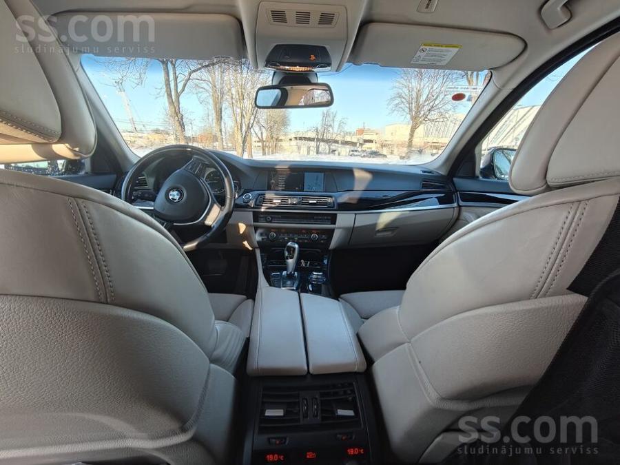 Blue BMW 530 2011 in Riga, with an engine capacity of 3.00 L and mileage of 264 thousand km for 8500 €, photo 7 on AUTOMOTO.COM.LV