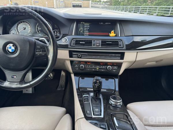 Blue BMW 530 2011 in Riga, with an engine capacity of 3.00 L and mileage of 335 thousand km for 8950 €, photo 10 on AUTOMOTO.COM.LV