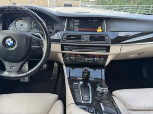 Zils BMW 530 2011 Rīga, ar dzinēja tilpumu 3.00 L un nobraukumu 335 tūkst. km par 8950 €, foto 11 vietnē AUTOMOTO.COM.LV