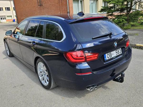 Blue BMW 530 2011 in Jekabpils, with an engine capacity of 3.00 L and mileage of 302 thousand km for 7200 €, photo 9 on AUTOMOTO.COM.LV