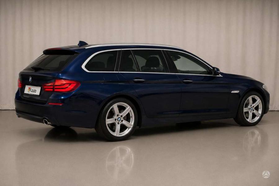Blue BMW 530 2011 in Vilnius, with an engine capacity of 3.00 L and mileage of 248 thousand km for 9290 €, photo 4 on AUTOMOTO.COM.LV