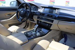 Blue BMW 530 2011 in Vilnius, with an engine capacity of 3.00 L and mileage of 248 thousand km for 9290 €, photo 5 on AUTOMOTO.COM.LV
