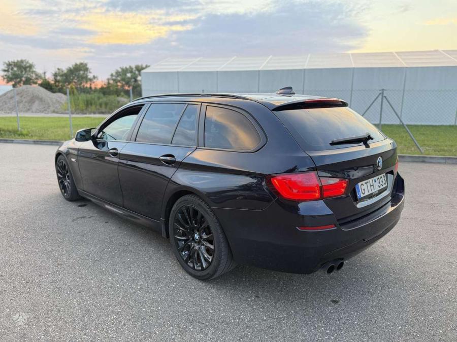 Zils BMW 530 2011 Ukmergė, ar dzinēja tilpumu 3.00 L un nobraukumu 390 tūkst. km par 7500 €, foto 4 vietnē AUTOMOTO.COM.LV