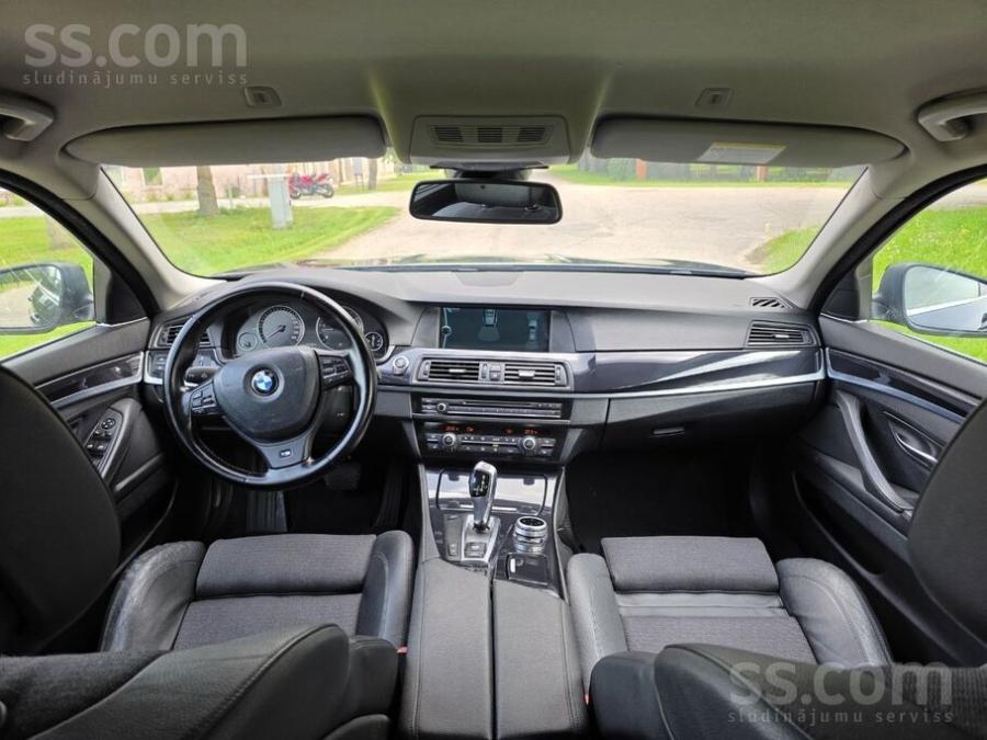 Blue BMW 530 2011 in Dobele, with an engine capacity of 3.00 L and mileage of 266 thousand km for 8800 €, photo 7 on AUTOMOTO.COM.LV