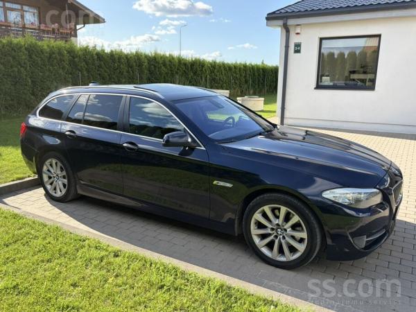 Zils BMW 530 2011 Rīga, ar dzinēja tilpumu 3.00 L un nobraukumu 0 tūkst. km par 7900 €, foto 4 vietnē AUTOMOTO.COM.LV