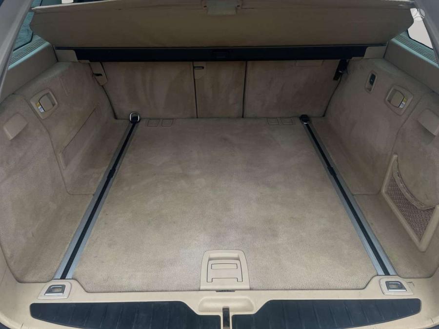 Zils BMW 530 2011 Viļņa, ar dzinēja tilpumu 3.00 L un nobraukumu 359 tūkst. km par 8999 €, foto 12 vietnē AUTOMOTO.COM.LV