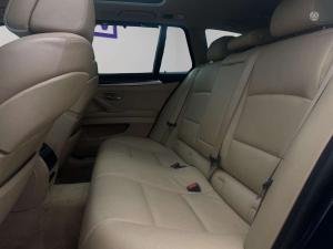 Zils BMW 530 2011 Viļņa, ar dzinēja tilpumu 3.00 L un nobraukumu 359 tūkst. km par 8999 €, foto 13 vietnē AUTOMOTO.COM.LV