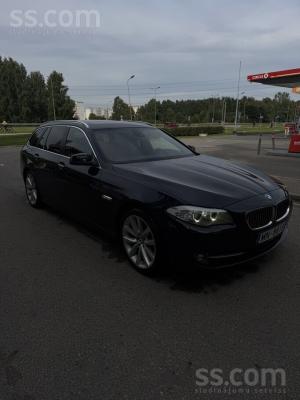 Blue BMW 530 2011 in Riga, with an engine capacity of 3.00 L and mileage of 361 thousand km for 9600 €, photo 1 on AUTOMOTO.COM.LV