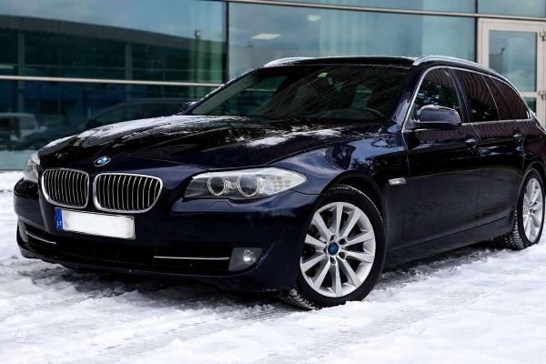 Blue BMW 530 2012 in Klaipeda, with an engine capacity of 2.99 L and mileage of 297 thousand km for 7880 €, photo 1 on AUTOMOTO.COM.LV