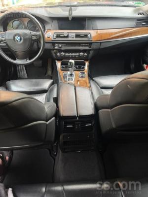Zils BMW 530 2012 Rīga, ar dzinēja tilpumu 3.00 L un nobraukumu 270 tūkst. km par 8990 €, foto 5 vietnē AUTOMOTO.COM.LV