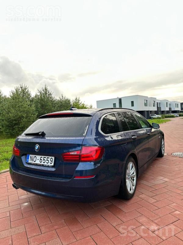 Zils BMW 530 2012 Rīga, ar dzinēja tilpumu 3.00 L un nobraukumu 270 tūkst. km par 8990 €, foto 9 vietnē AUTOMOTO.COM.LV