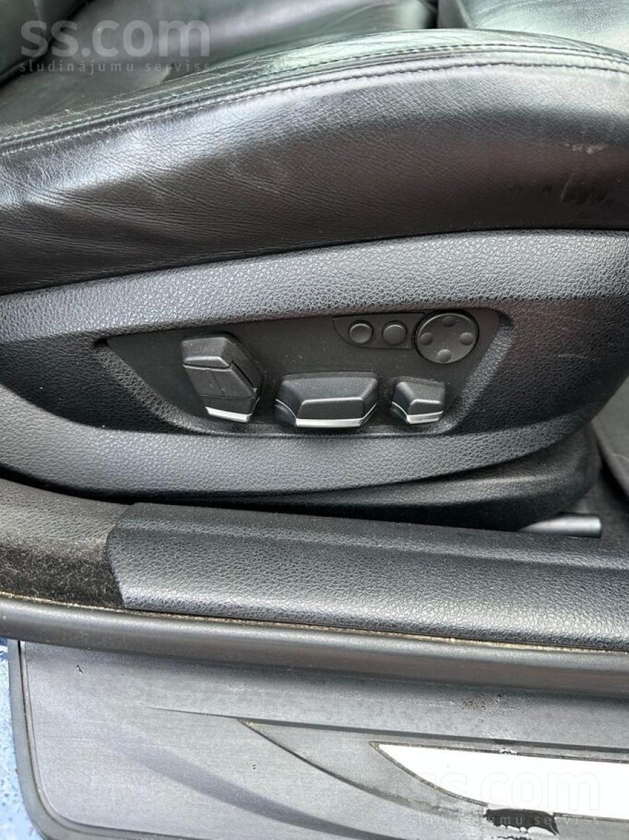 Zils BMW 530 2012 Rīga, ar dzinēja tilpumu 3.00 L un nobraukumu 270 tūkst. km par 8990 €, foto 13 vietnē AUTOMOTO.COM.LV
