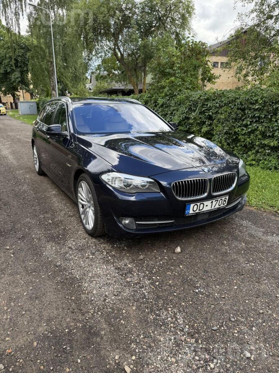 Zils BMW 530 2012 Rīga, ar dzinēja tilpumu 3.00 L un nobraukumu 259 tūkst. km par 12600 €, foto 1 vietnē AUTOMOTO.COM.LV
