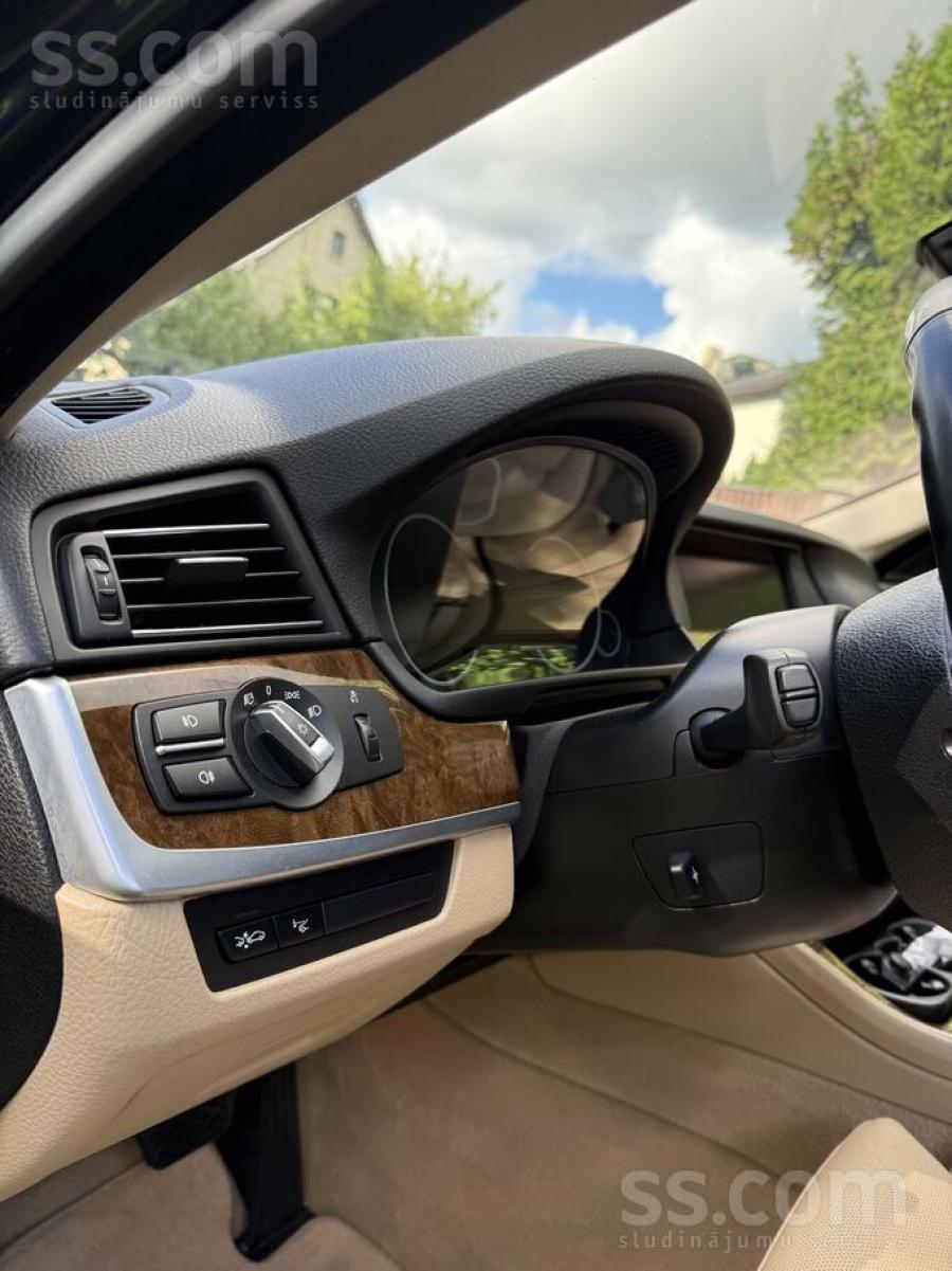 Zils BMW 530 2012 Rīga, ar dzinēja tilpumu 3.00 L un nobraukumu 259 tūkst. km par 12600 €, foto 16 vietnē AUTOMOTO.COM.LV