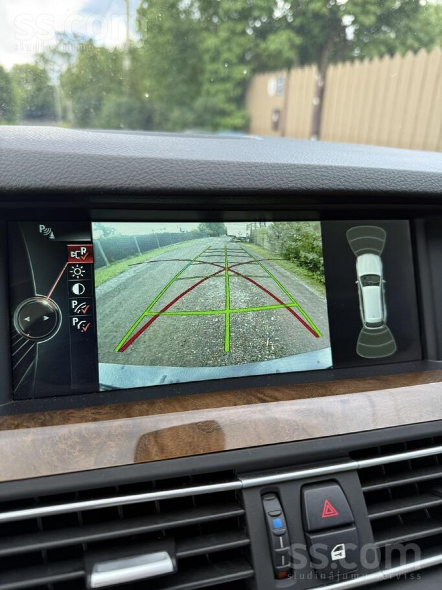 Zils BMW 530 2012 Rīga, ar dzinēja tilpumu 3.00 L un nobraukumu 259 tūkst. km par 12600 €, foto 18 vietnē AUTOMOTO.COM.LV
