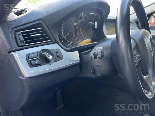 Zils BMW 530 2012 Cēsis, ar dzinēja tilpumu 3.00 L un nobraukumu 267 tūkst. km par 9500 €, foto 10 vietnē AUTOMOTO.COM.LV