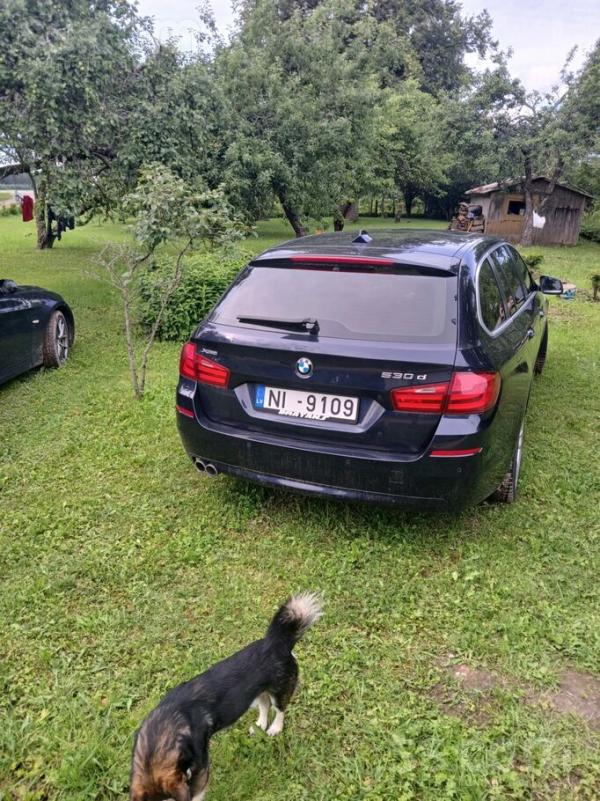 Blue BMW 530 2012 in Valmiera, with an engine capacity of 3.00 L and mileage of 322 thousand km for 10000 €, photo 2 on AUTOMOTO.COM.LV