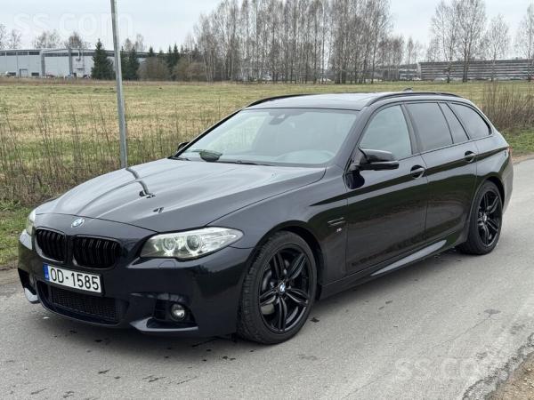 Blue BMW 530 2013 in Jelgava, with an engine capacity of 3.00 L and mileage of 267 thousand km for 11599 €, photo 2 on AUTOMOTO.COM.LV