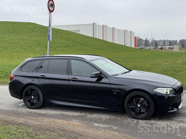 Blue BMW 530 2013 in Jelgava, with an engine capacity of 3.00 L and mileage of 267 thousand km for 11599 €, photo 8 on AUTOMOTO.COM.LV