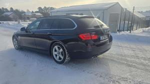 Zils BMW 530 2013 Viļņa, ar dzinēja tilpumu 2.99 L un nobraukumu 326 tūkst. km par 6900 €, foto  vietnē AUTOMOTO.COM.LV