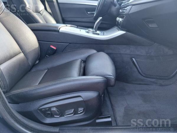 Zils BMW 530 2013 Ogre, ar dzinēja tilpumu 3.00 L un nobraukumu 265 tūkst. km par 11600 €, foto 7 vietnē AUTOMOTO.COM.LV