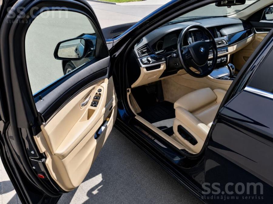 Blue BMW 530 2013 in Riga, with an engine capacity of 3.00 L and mileage of 285 thousand km for 10900 €, photo 7 on AUTOMOTO.COM.LV