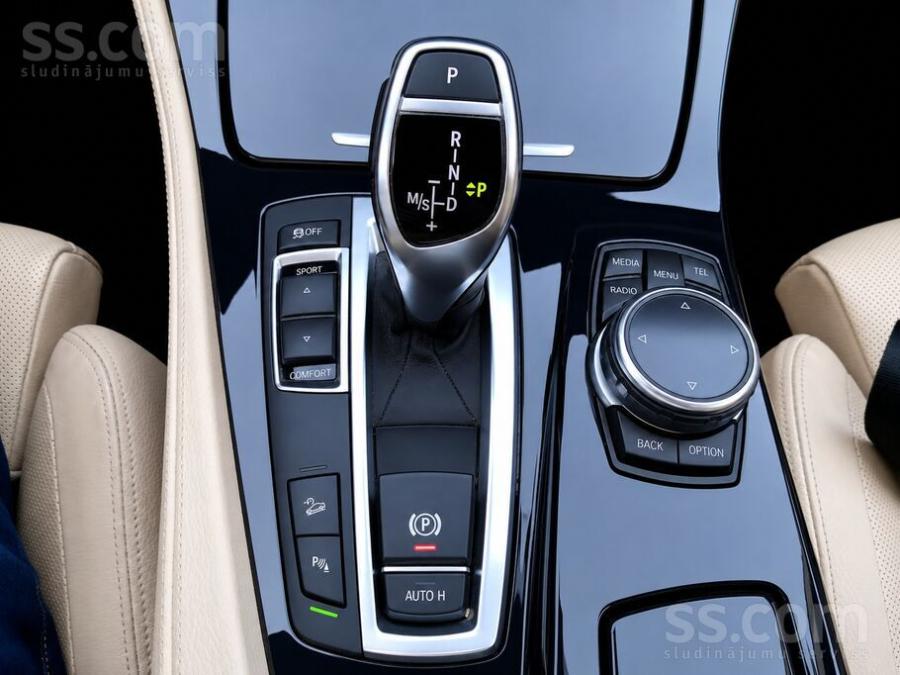 Blue BMW 530 2013 in Riga, with an engine capacity of 3.00 L and mileage of 285 thousand km for 10900 €, photo 10 on AUTOMOTO.COM.LV