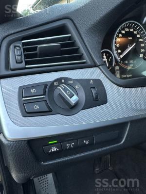Blue BMW 530 2013 in Riga, with an engine capacity of 3.00 L and mileage of 355 thousand km for 10900 €, photo 18 on AUTOMOTO.COM.LV