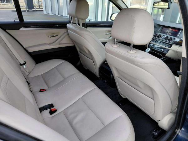 Blue BMW 530 2013 in Vilnius, with an engine capacity of 2.99 L and mileage of 403 thousand km for 6950 €, photo 10 on AUTOMOTO.COM.LV