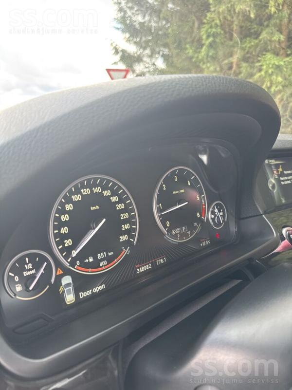 Zils BMW 530 2013 Rīga, ar dzinēja tilpumu 3.00 L un nobraukumu 349 tūkst. km par 9850 €, foto 7 vietnē AUTOMOTO.COM.LV