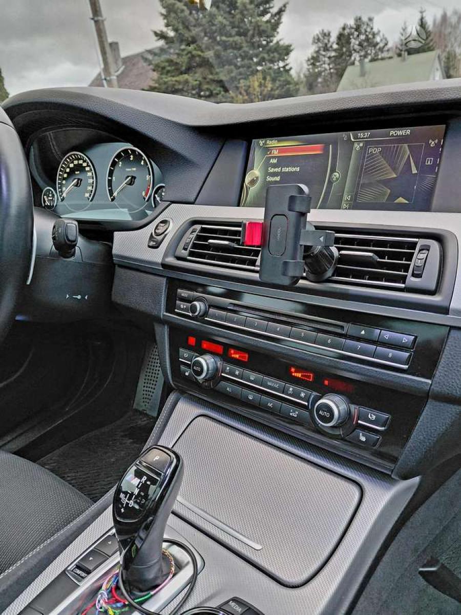 Blue BMW 530 2013 in Vilnius, with an engine capacity of 2.99 L and mileage of 383 thousand km for 10000 €, photo 17 on AUTOMOTO.COM.LV