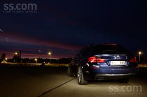 Blue BMW 530 2013 in Ogre, with an engine capacity of 3.00 L and mileage of 374 thousand km for 8125 €, photo 4 on AUTOMOTO.COM.LV