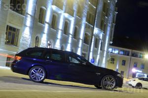 Blue BMW 530 2013 in Ogre, with an engine capacity of 3.00 L and mileage of 374 thousand km for 8125 €, photo 12 on AUTOMOTO.COM.LV